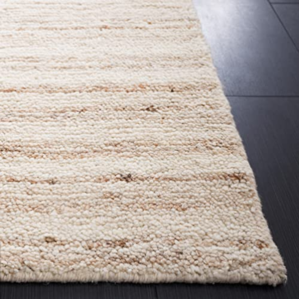Safavieh Casablanca Collection 3' x 5' Beige/Ivory CSB792B Handmade Solid Wool 0.8-inch Thick Area Rug