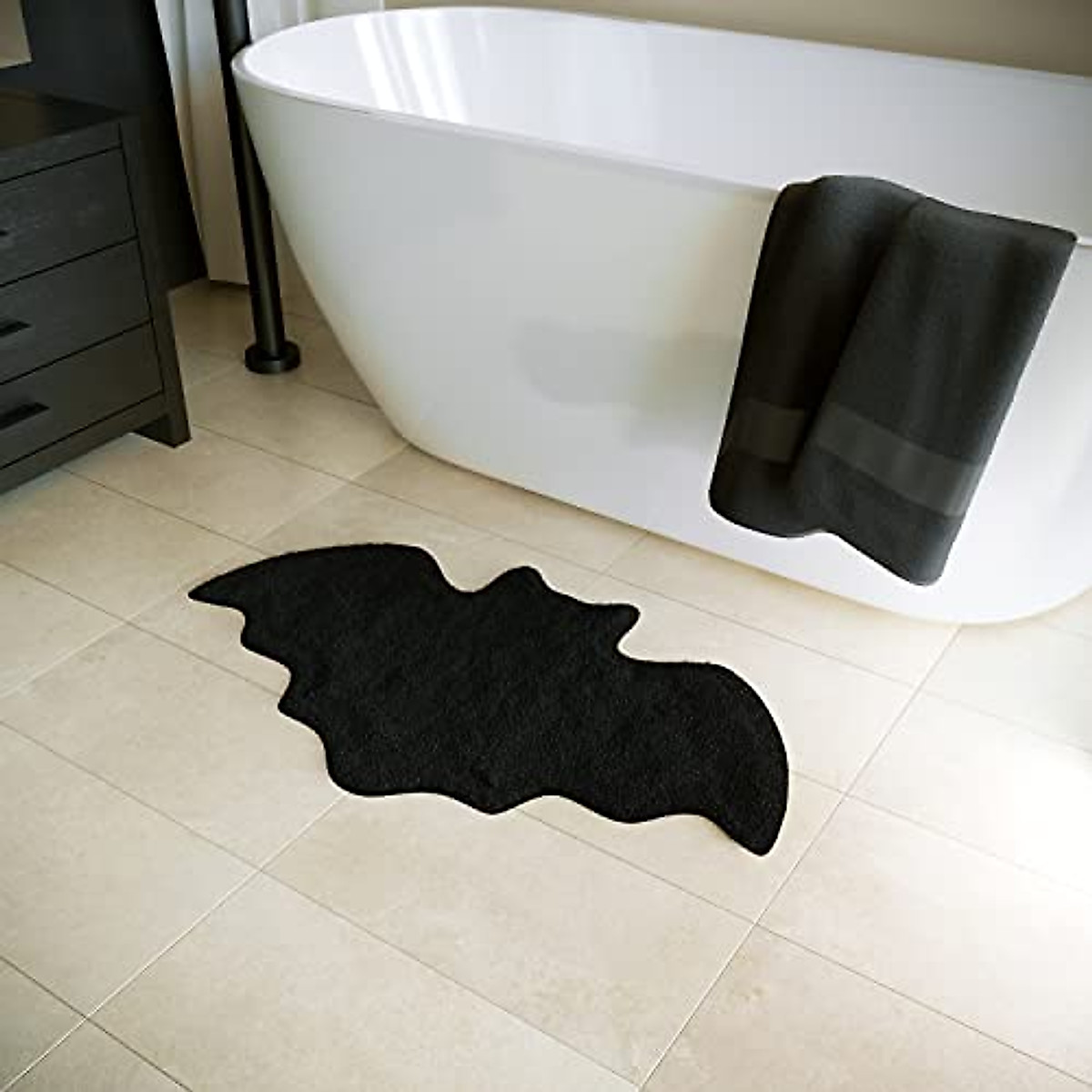 Halloween Bat Bath Mat - Rugs Bat Decor - Bats Bathroom Rug Decoration Black Gothic Gift Goth Gifts Room Decorations Spooky Witch Witchy Home Batman Cute Mats for Kitchen Bedroom Addams Family Decor