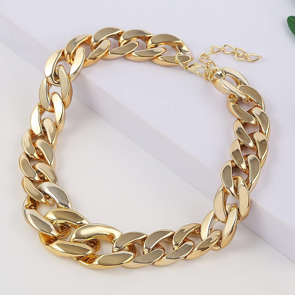 Wiwpar Chunky Choker Necklace Gold Cuban Link Chain Necklace Punk Paperclip Chain Choker Necklace for Women Girls (Style 1)