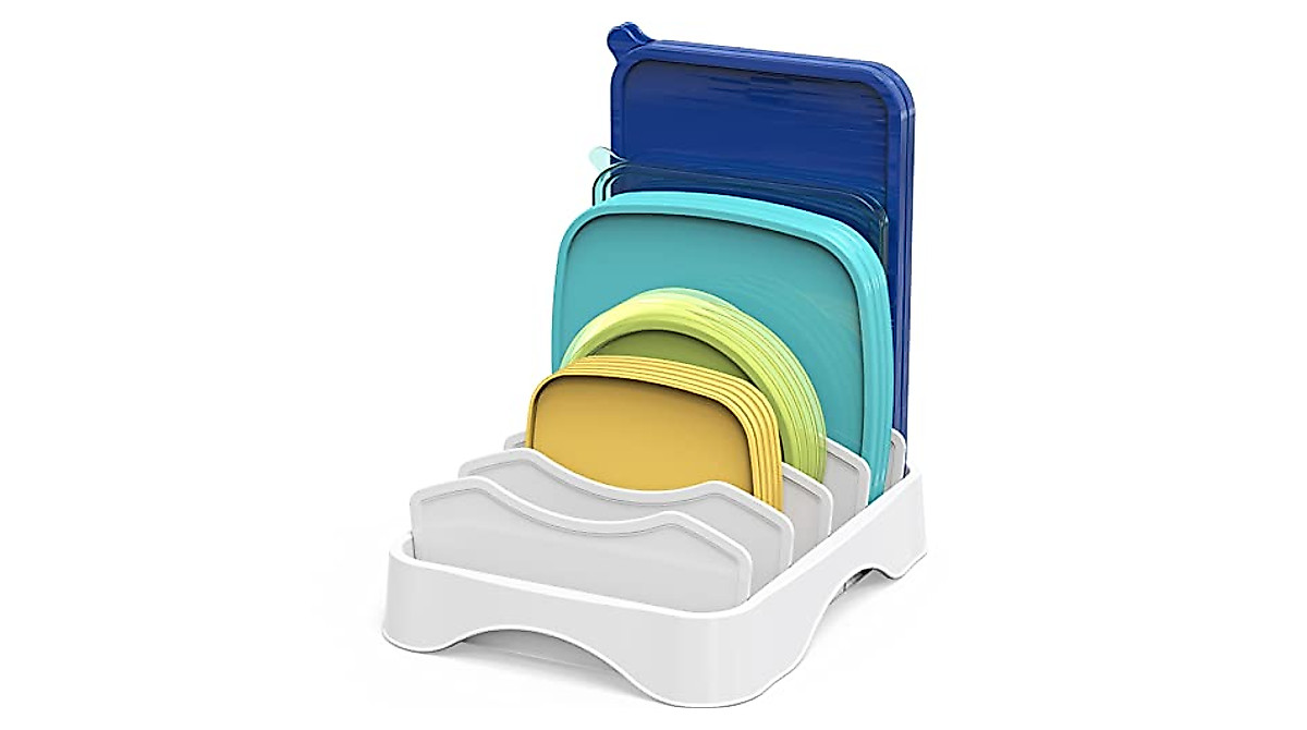Organize Lids with Simple Houseware Storage Solution