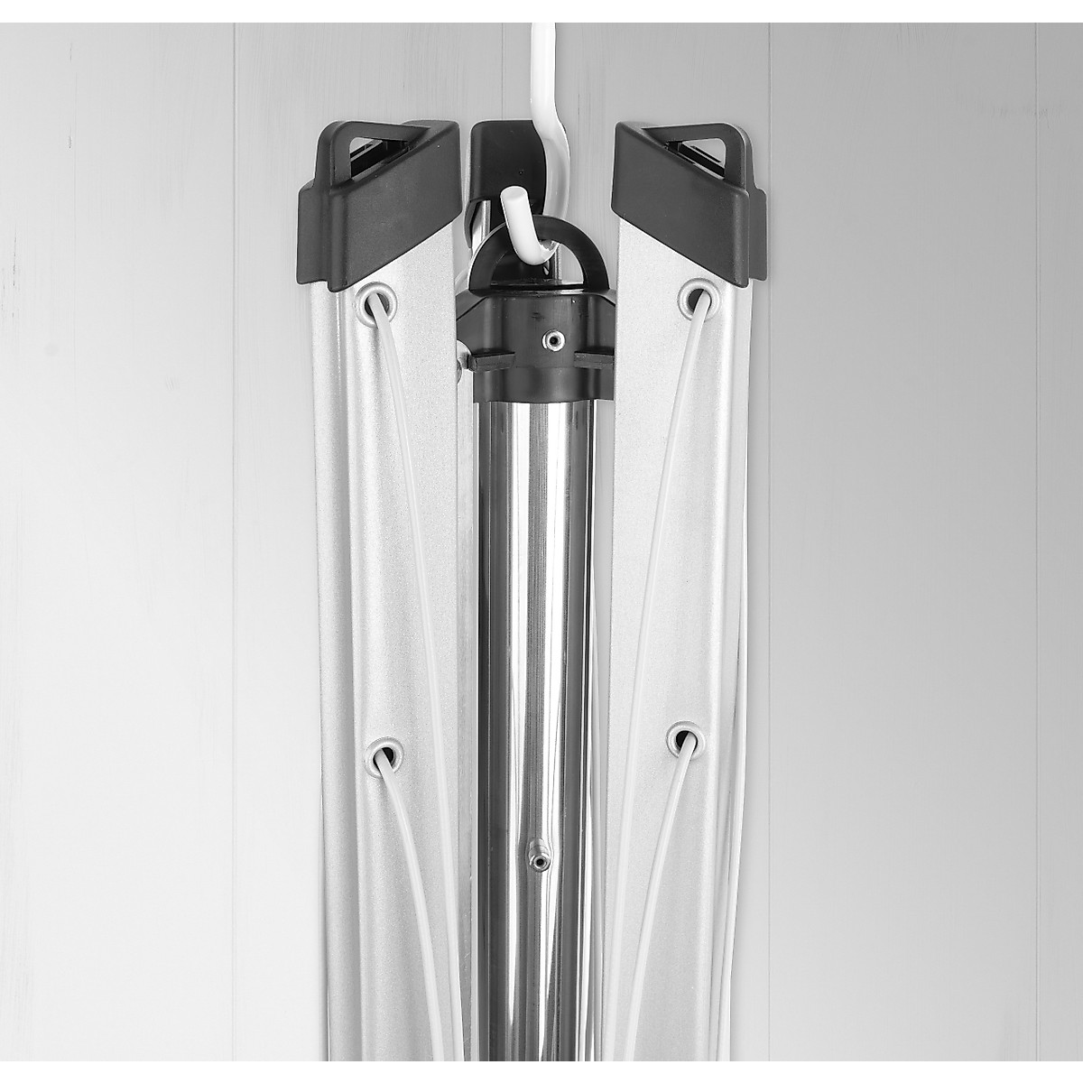 Brabantia Lift-o-Matic Large Rotary Airer Clothesline with Metal Soil Spear, 197 Feet, Silver