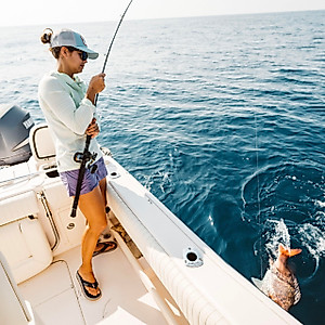 Grundéns Women's Deck-Mate 3-point Sandal, Dark Brown, 9