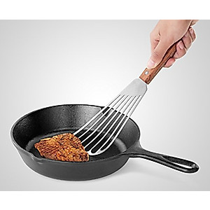 New Star Foodservice 43068 Wood Handle Fish Spatula, 6.5" Blade, Silver