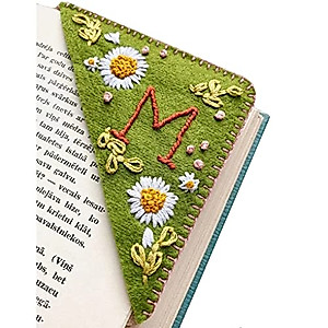Corner Bookmark, Personalized Hand Embroidered Letter Corner Bookmark , Book Lover's Gifts Page Corner Bookmark, Lovely Flower Page Marker, Book Corner Decoration (Summer,Customised Letters)
