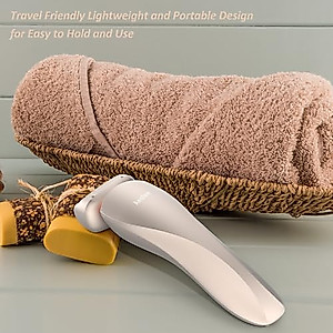 Electric Razor for Women Pubic Hair, Lady Shaver for Legs Underarm Arms Bikini Private Area Waterproof Wet or Dry, Portable Painless Women's Body Hair Trimmer Removal USB Rechargeable (Champagne)