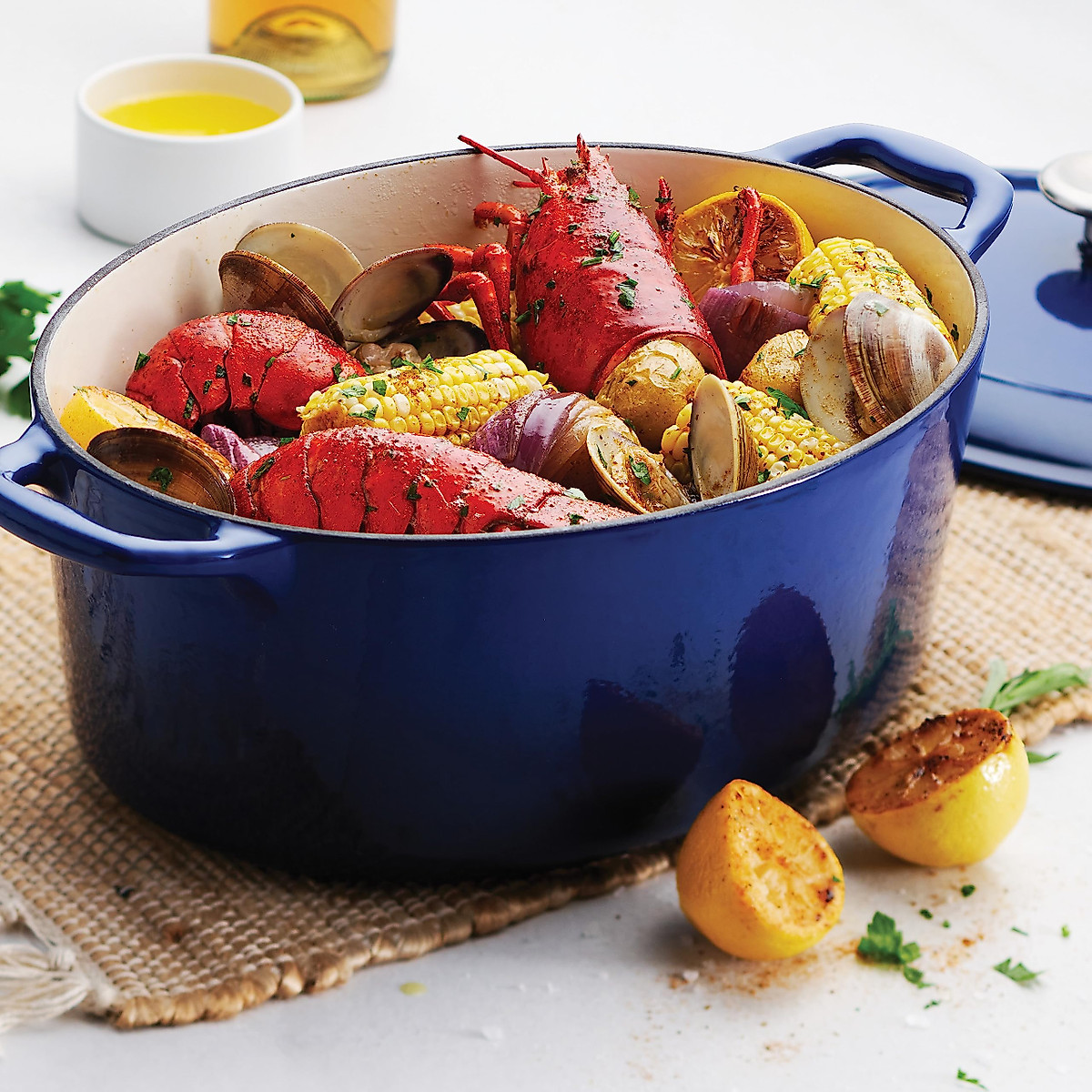Tramontina Covered Oval Dutch Oven Gourmet Enameled Cast Iron 7-Quart, Gradated Cobalt, 80131/078DS