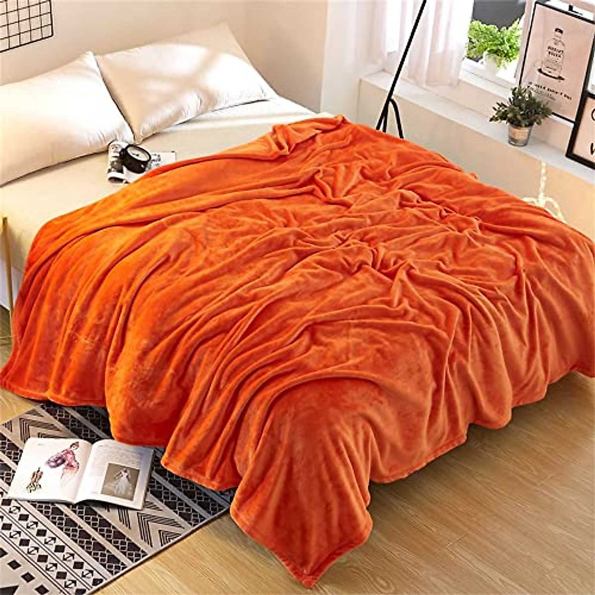 LIGUOGUO Orange Faux Fur Fleece Blankets Twin Size,Full Size,Queen Size - Soft Warm Fuzzy Bed Blankets/Bed Sheets/Bedspreads,Cozy Throw Blankets for Bed,Couch,Sofa (All Season) 71x79 inch