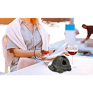 MOOTKA Turtle & Lazy Frog Ashtray with Lid, Handmade Cool Resin Ashtrays for Cigarettes as Home Decoration,Windproof Ashtrays for Indoor or Outdoor Use, Smoking Ash Tray Sets in Office Bar Hotel