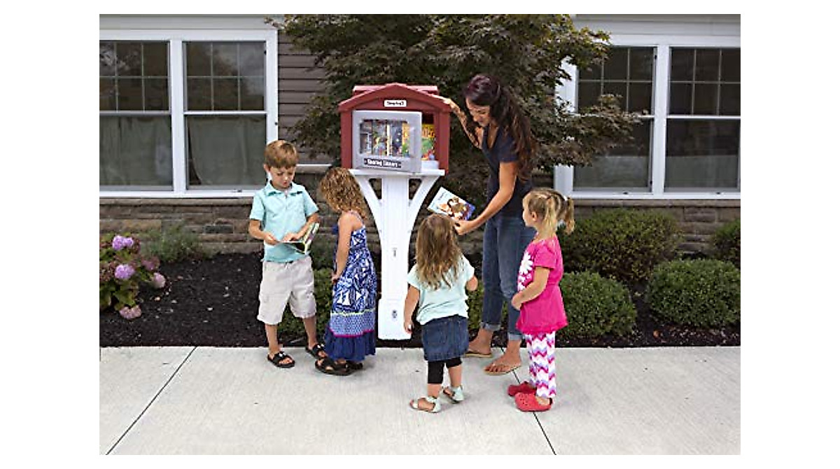 Simplay3 Outdoor Sharing Library - Encourage Community Sharing