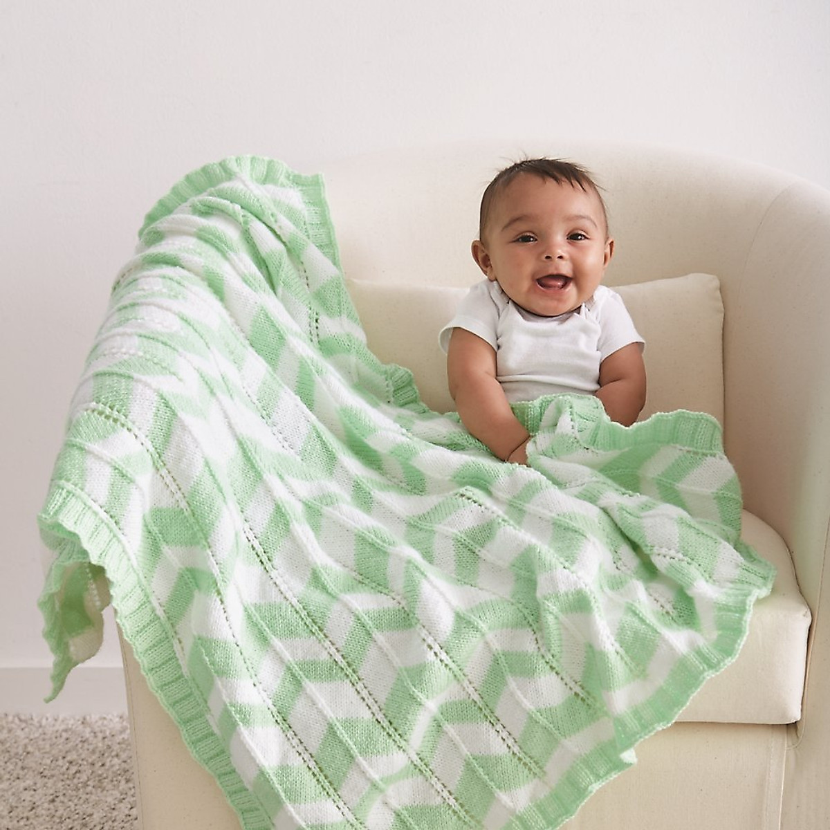 Bernat Big Ball Baby Sparkle Yarn - (3) Light Gauge 100% Acrylic - 10.5oz - White - Machine Wash & Dry