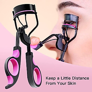 IYOCHO 1 pcs painless metal eyelash curler with 6 replaceable silicone pads, with 4 pcs makeup sponges beauty sponge blenders with 4 colors (1 eyelash curler+ 4 sponges+ 6 silicone pads)
