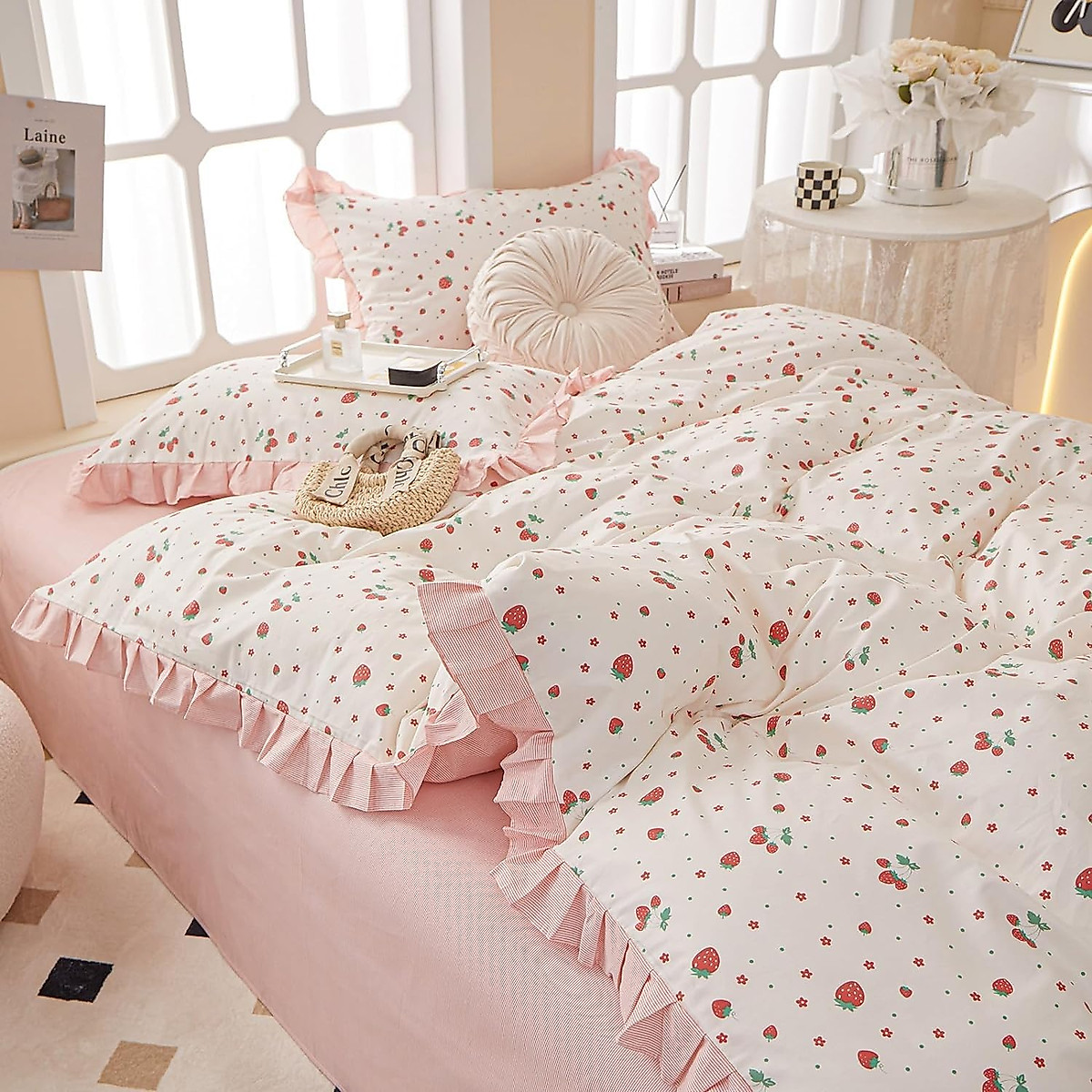 MKXI Strawberry Comforter Set Twin XL Pink White Floral Comforters Kawaii Fruits Artistic Bedding Set Princess Twin Bed Comforter with Ruffles Girls Pink Flowers Bedding Comforter Duvet Set