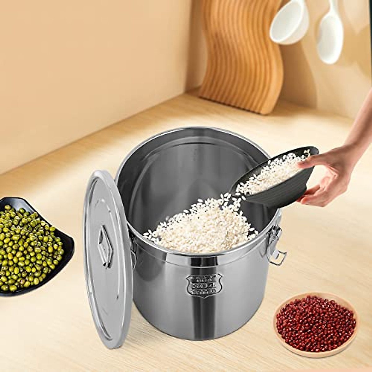 DNYSYSJ Stainless Steel Airtight Canister, Cereal Container with Airtight Lid and Handles Rice Bean Flour Oil Storage Bucket Sugar Milk Canisters for Home Kitchen Counter Storing Food (33L)