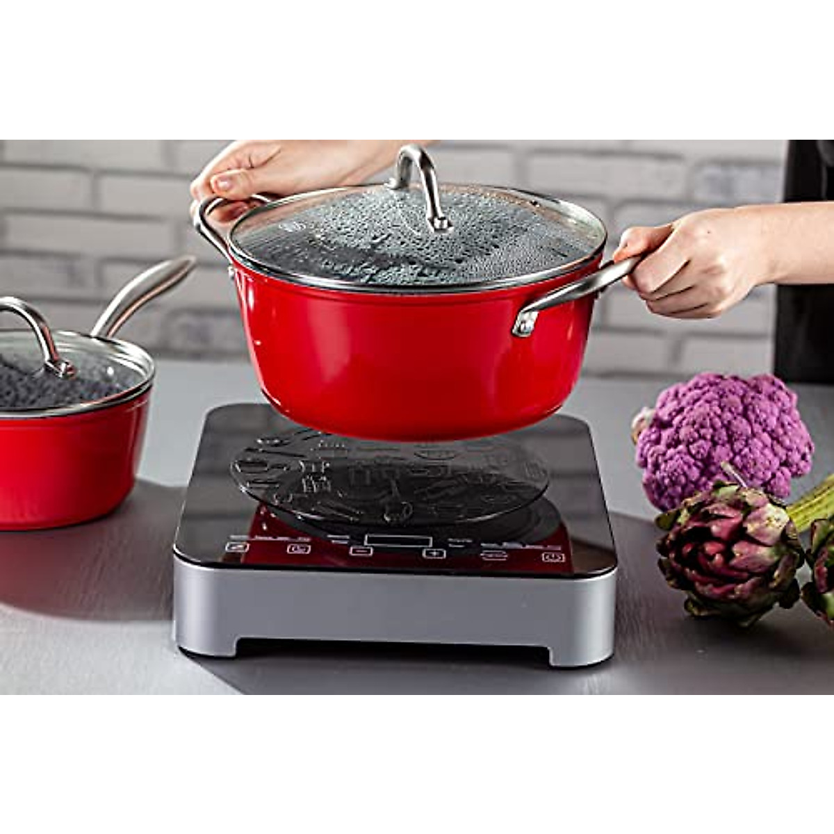 VEM Induction Cooktop Mat - Silicone Scratch Protector - for Magnetic Stoven - Non Slip Pads to Prevent Pots from Sliding During Cooking (7.48 inches) Black