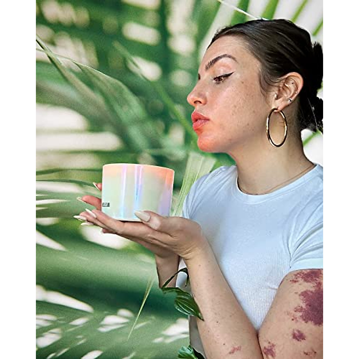 Meleah Angel’s Bath Scented Candle for Home, Spa or Meditative Space, Natural Soy Wax Candles Scented with Lavender, Almond and Vanilla in Decorative Glass Jars, Delicate, Cozy Scent (138x138x167mm)