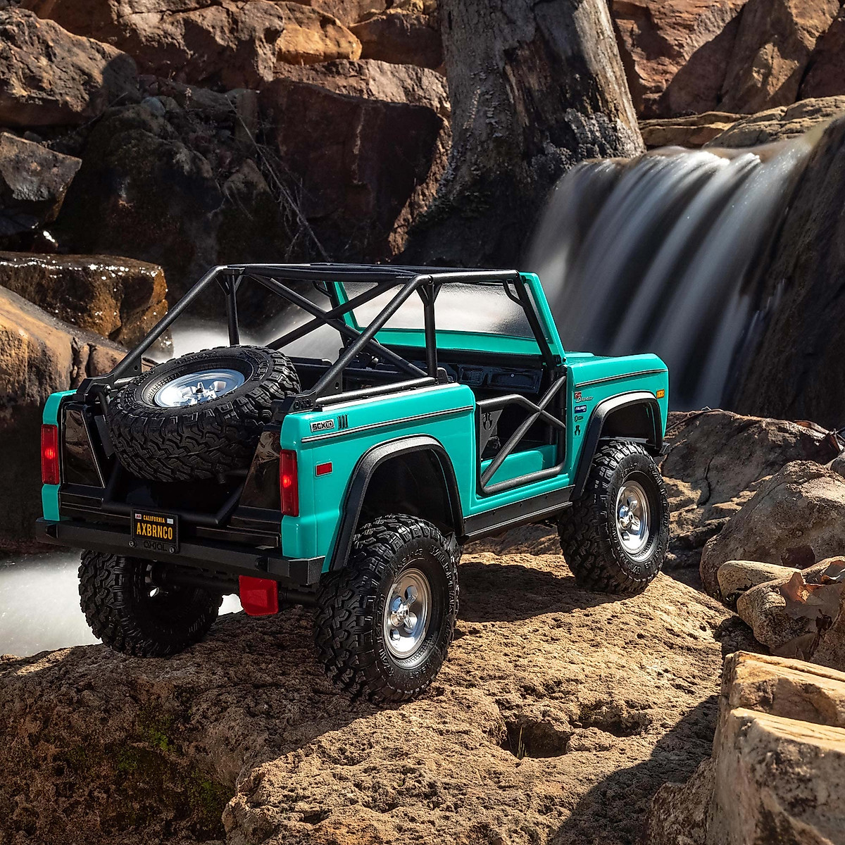 Axial RC Truck 1/10 SCX10 III Early Ford Bronco 4WD RTR (Battery and Charger Not Included), Turquoise Blue, AXI03014T1