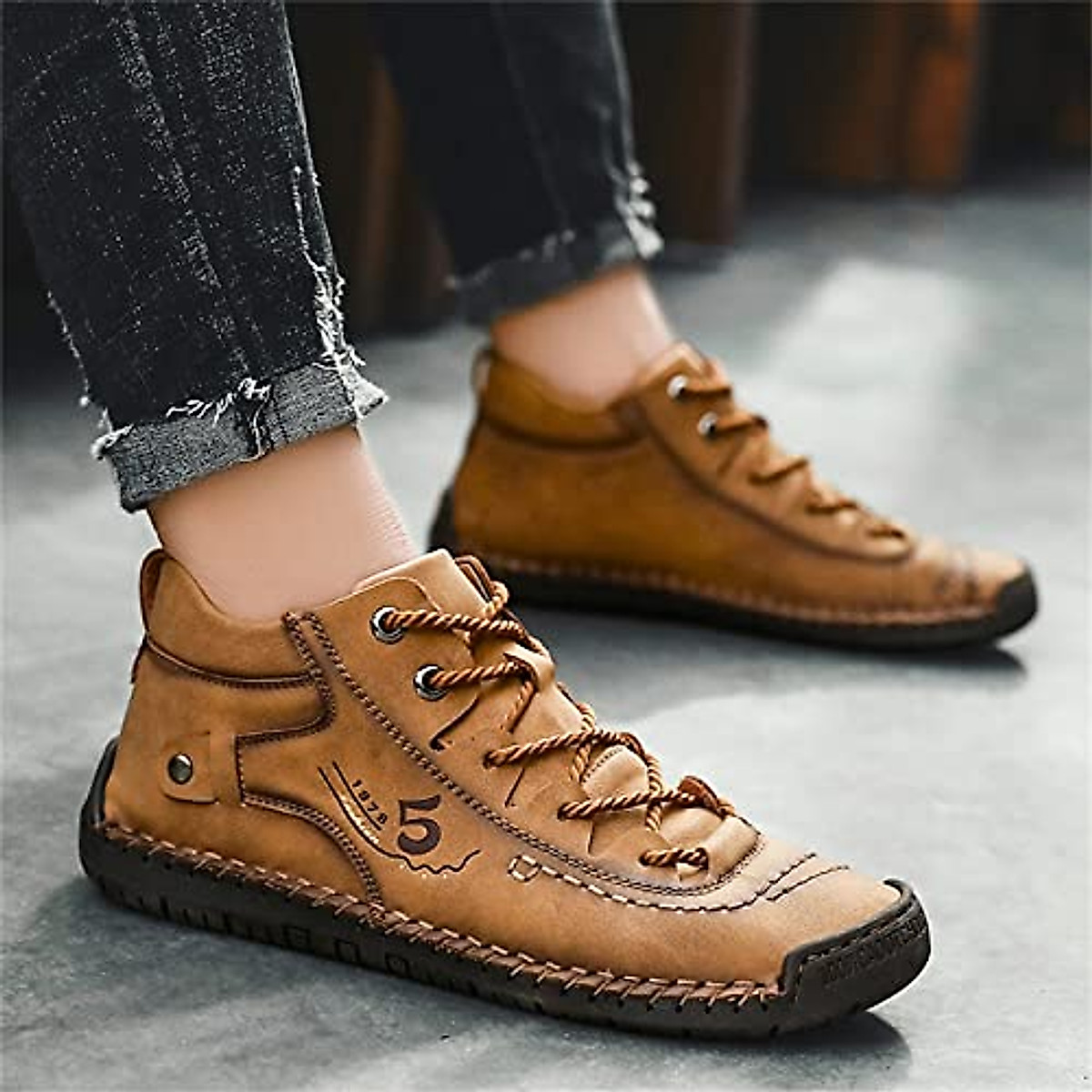 Fashion Summer and Autumn Men Leather Shoes Flat Soft Bottom Comfortable Mid Top Lace Up Casual Boot Leather Men (Brown, 9)