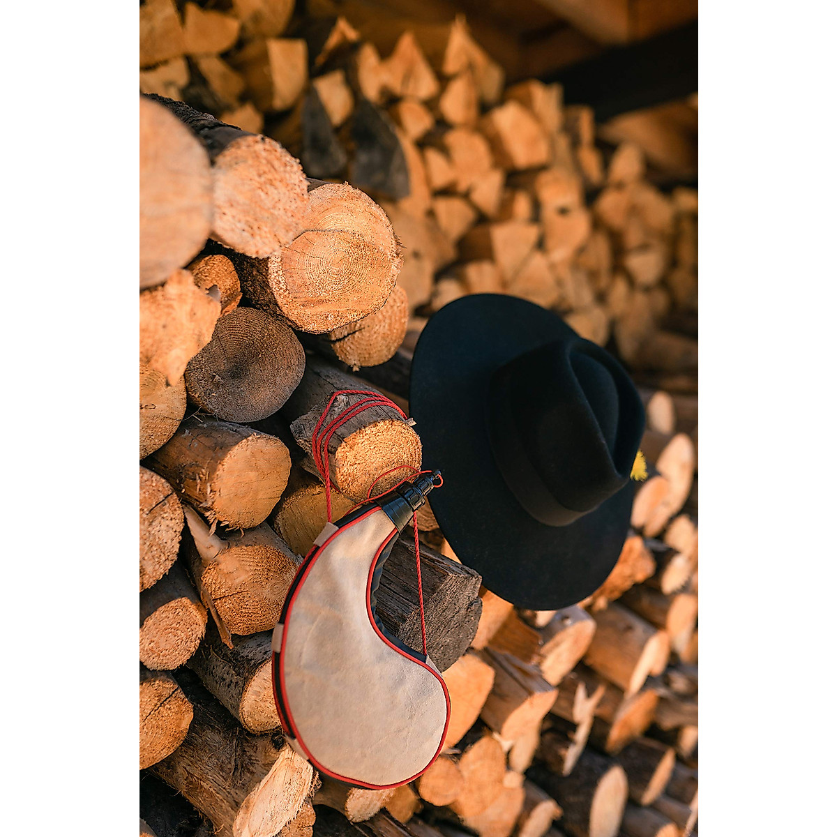 Stansport Spanish Wine Bota - 1 Liter (WB-2), Black