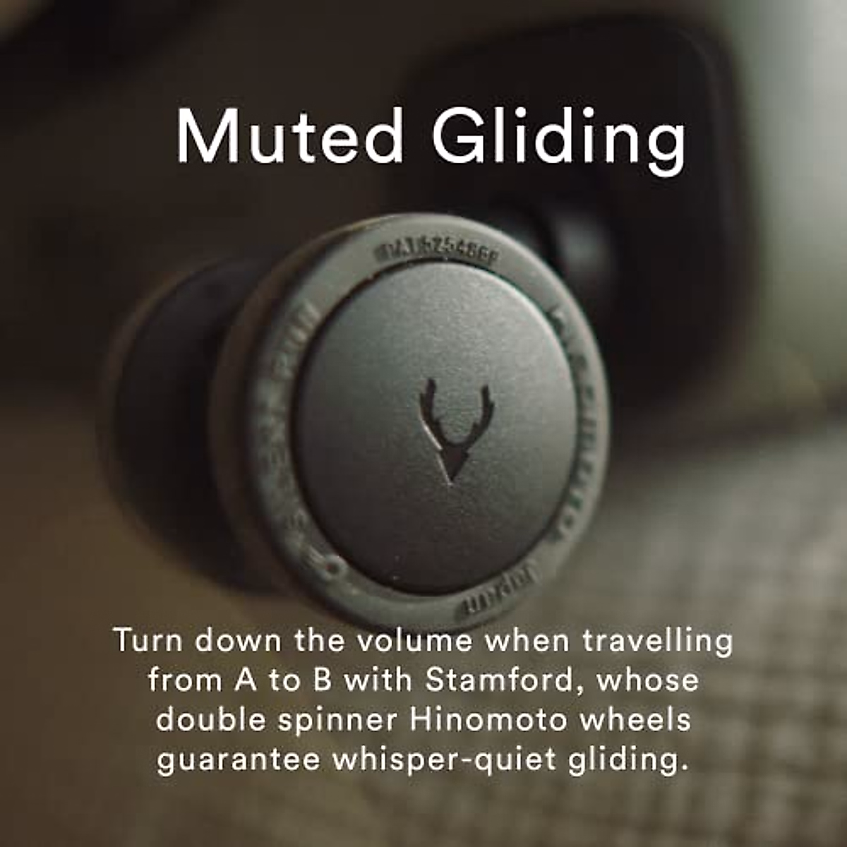 ANTLER | Stamford | 21 Inch Carry On Luggage | Lightweight Suitcase with Wheels and USB Port | Hard Case Luggage | Travel Suitcase with Packing Divider | TSA Approved Lock | Polycarbonate | Black