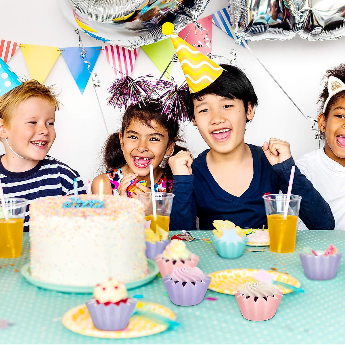 200 Count Mini Wave Cupcake Liners Flared Cupcake Baking Cups Wrappers Paper Greaseproof Brioche Mold Odorless Muffin Liners Wraps Muffin Case Trays for Party Decorations (Colorful)