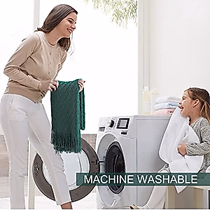 BUHUA Throw Blanket - 50 x 60 Green, Knitted Decorative Throw Blanket for Bedroom, Farmhouse Warm Woven Blanket for Men and Women