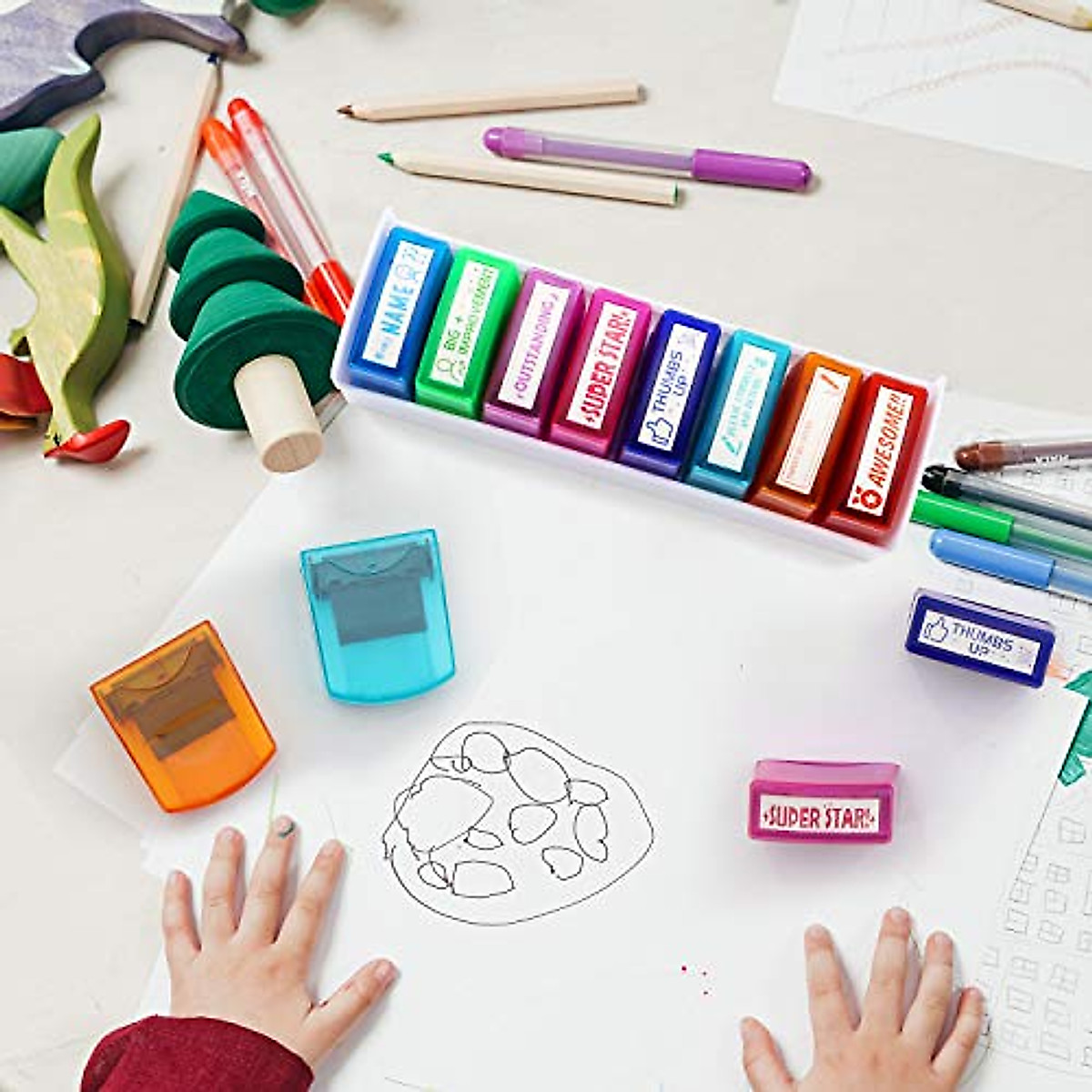 Reliancer 8PCS Teacher Stamp Set Colorful Self-Inking Motivation School Grading Stamps Encouraging Comments Classroom Homework Rating Stamp Office Stationery Stamps with Storage Tray (8PCS-B)