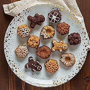 Nordic Ware 93748 Holiday Teacakes Cast Cakelet Pan, 3 Cup Capacity, Silver