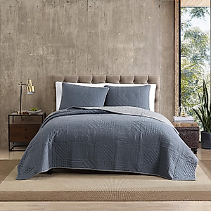 Eddie Bauer - Twin Quilt Set, Reversible Bedding with Matching Sham, Lightweight Home Decor for All Seasons (Hidden Lake Blue, Twin)
