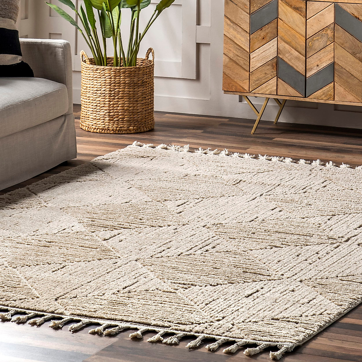 nuLOOM Kerry Geometric 7x9 Area Rug for Living Room Bedroom Dining Room Kitchen, Beige