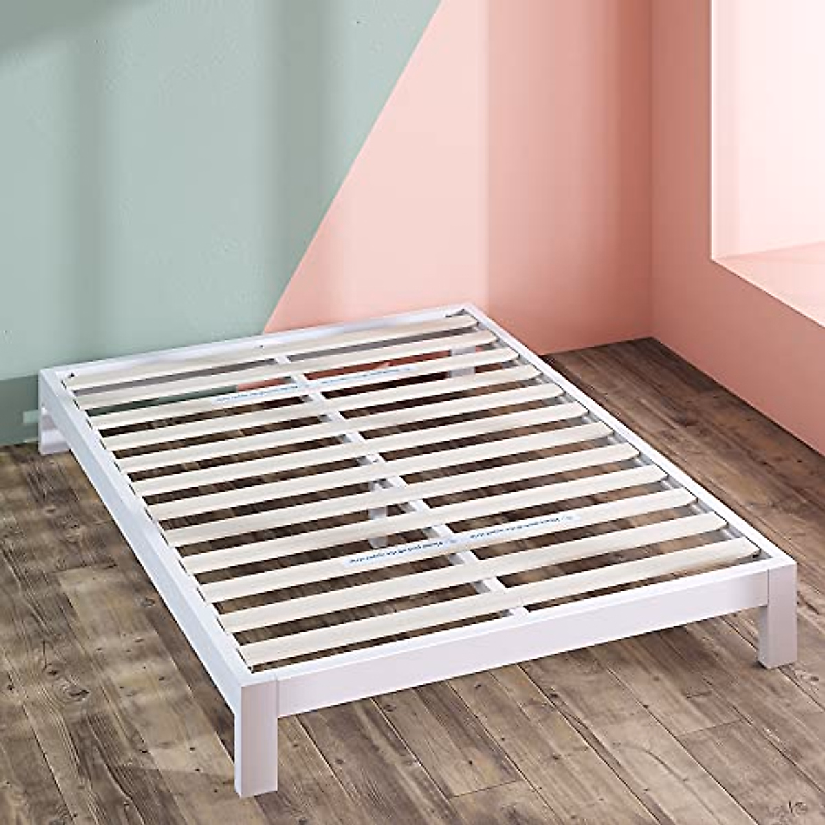 ZINUS Arnav Metal Platform Bed Frame, Wood Slat Support, No Box Spring Needed, Easy Assembly, White, Queen