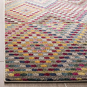 SAFAVIEH Monaco Collection Area Rug - 5'1" x 7'7", Multi & Beige, Boho Diamond Design, Non-Shedding & Easy Care, Ideal for High Traffic Areas in Living Room, Bedroom (MNC204F)