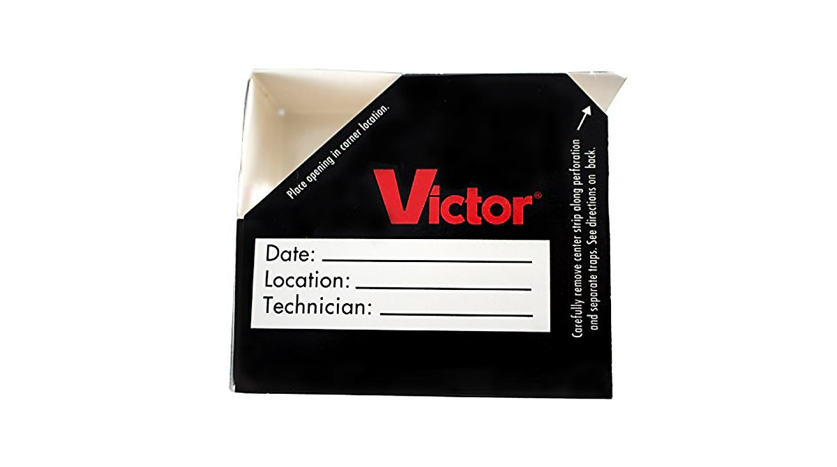 Victor M330 Roach Pheromone Glue Traps - 96 Bulk Traps