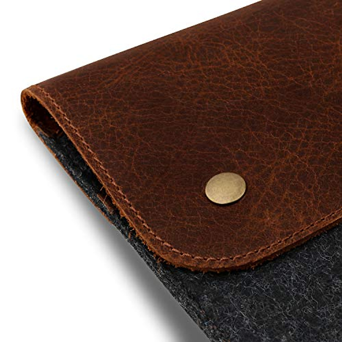 MegaGear Genuine Leather and Fleece MacBook Bag Laptop Sleeve for MacBook Pro and MacBook Air Case 14 Inch - 13 Inch (M4, M3, M2, M2, M1, Pro, Max) 13.3 Inch, iPad Pro 12.9 Inch - 2020 to 2024 Models