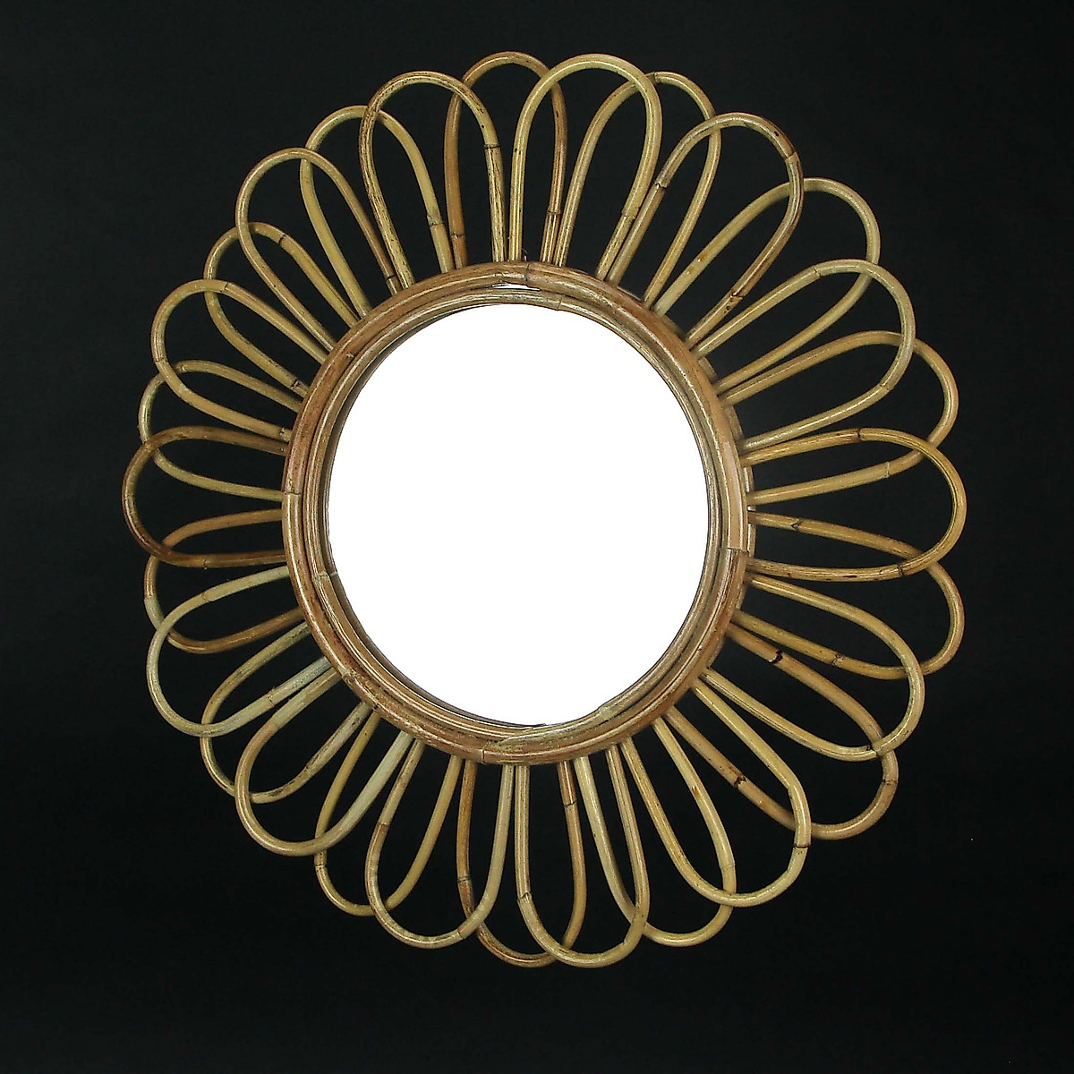 Things2Die4 Natural Willow Wicker Framed Geometric Design Wall Mirror 22 Inch Diameter, Brown, One Size