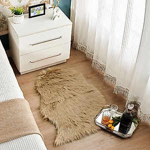 DXGJOKR Faux Fur Rug, Sheepskin Rug, Fluffy Rug, Shag Rug, Fuzzy Rugs for Bedroom, Small Area Rug Bedside Rug Ultra Soft Plush Rug, Machine Washable Rug (Camel, 2x3ft Sheepskin)