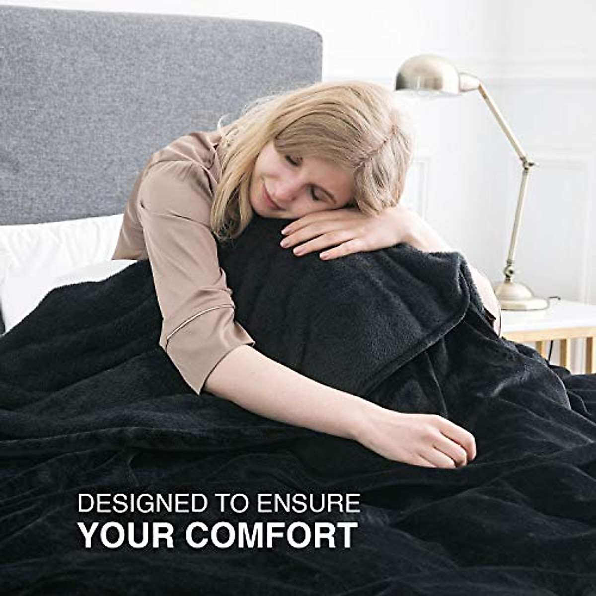 MOONLIGHT20015 Fleece Blanket Queen Size - Super Soft Fuzzy Black Throw Blanket for Couch and Sofa - Lightweight Luxury 400 GSM Microfiber Fluffy Bed Blankets and Throws, 90 x 90 Inches