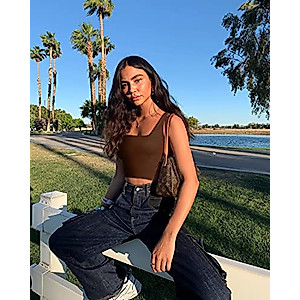 OLCHEE Women's 3 Pack Crop Tank Tops - Seamless Ribbed Sleeveless Square Neck Yoga Gym Shirts, Black Brown Beige Medium