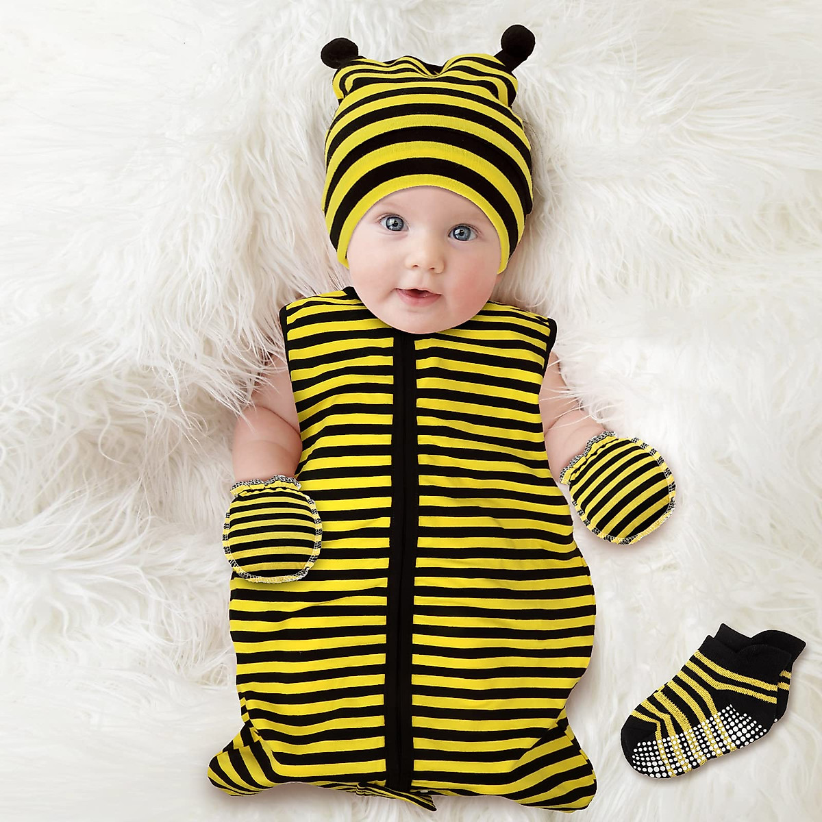 Haysandy 4 Pcs Halloween Newborn Bee Costume Blanket Baby Fleece Sleeping Sack Bee Sleeveless Swaddle Sleep Bag with Zipper(Medium)