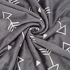 BORITAR Baby Blanket Super Soft Minky with Double Layer Dotted Backing, Little Grey Arrows Printed 30 x 40 Inch, Receiving Blankets