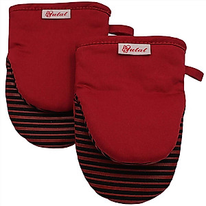 Mini Oven Mitts, Cook Mittens Yutat Silicone Oven Mitts with Quilted Liner Professionally Protect Your Hand During Baking Doing BBQ or Carry Hot Pot Red, 1 Pair