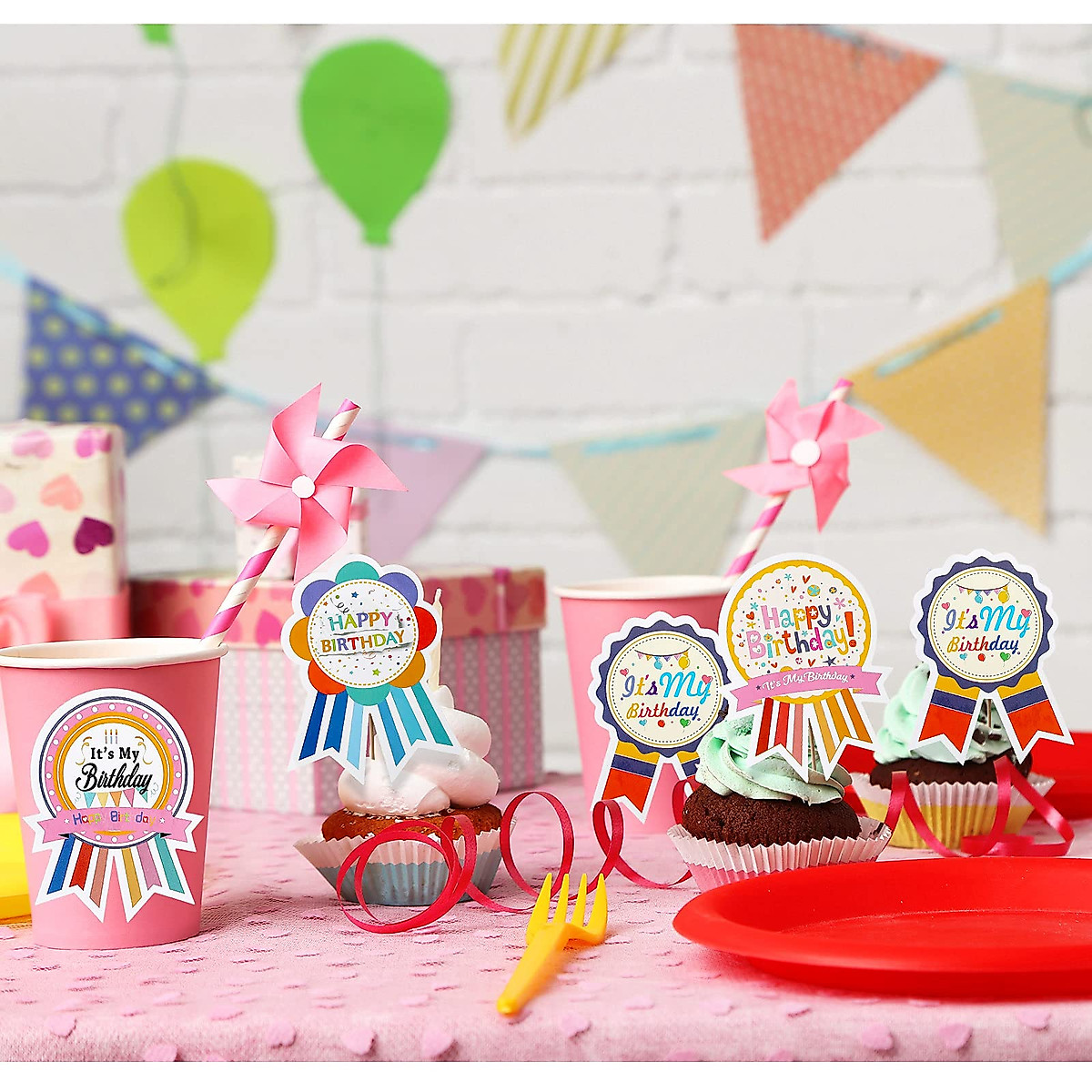 Outus 300 Pieces It's My Birthday Stickers Roll Happy Birthday Badge Stickers for Kids Home Classroom Birthday Gifts Party Decoration