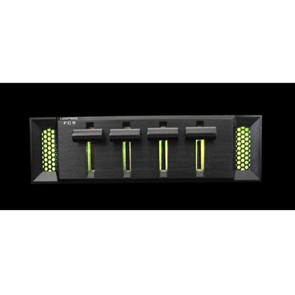 Lamptron LAMP-FC0122H FC9 Fan Controller for 13.3 cm / 5.25 Inch PC Bay Black