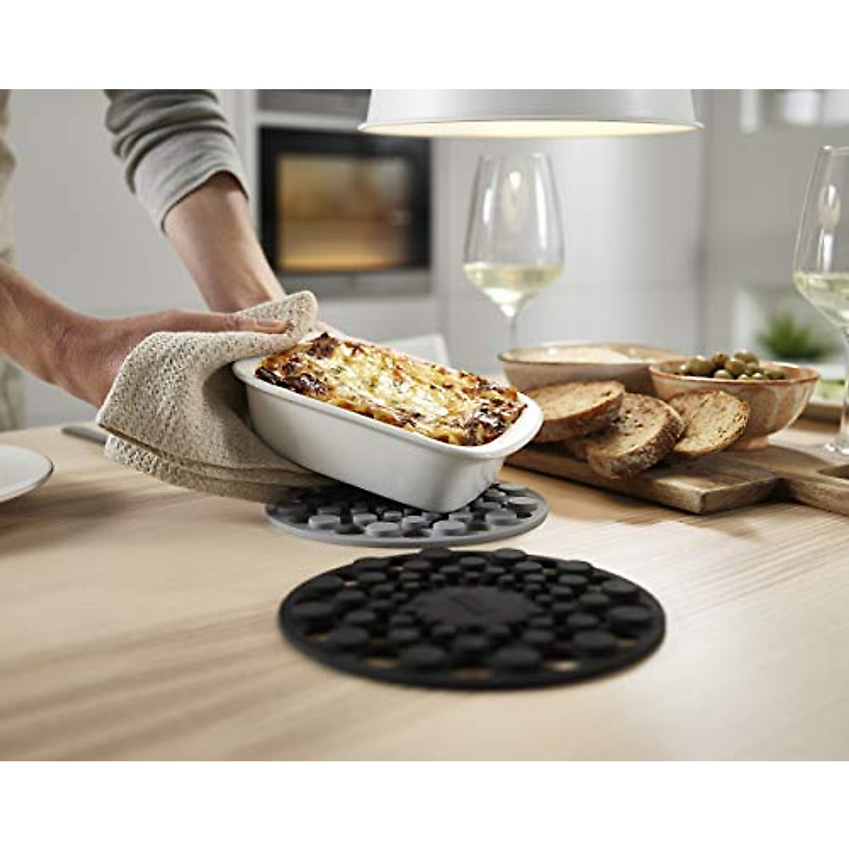 Joseph Joseph Spot-On Set of 2 Silicone Trivets, One Size, Gray