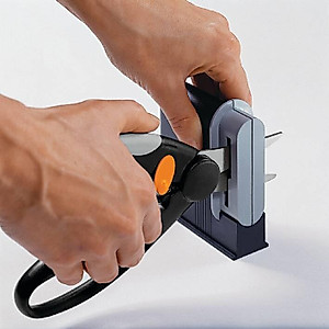 Fiskars Clip-Sharp, Total Length: 4 cm, Plastic, 1000812 Scissors Sharpener, one size, Black