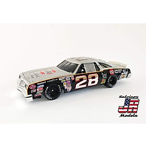 Salvinos Jr Models SJR1980D Nascar. Plastic Model kit
