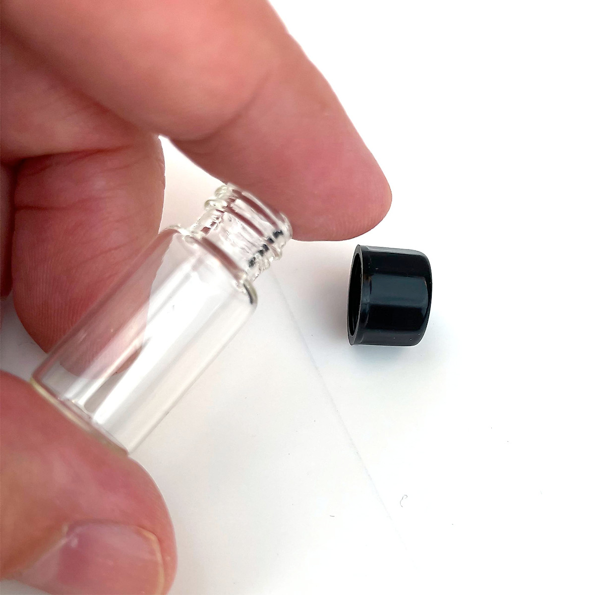 TREE OF LIFE REV. 22:14 2 ML Small Glass Vials with Screw Caps - 36 Pcs & 6 Eye Droppers - 5/8 Dram Clear Glass Sampling Bottle for Essential Oils, Anointing Oil, Fragrances or Lab Chemicals