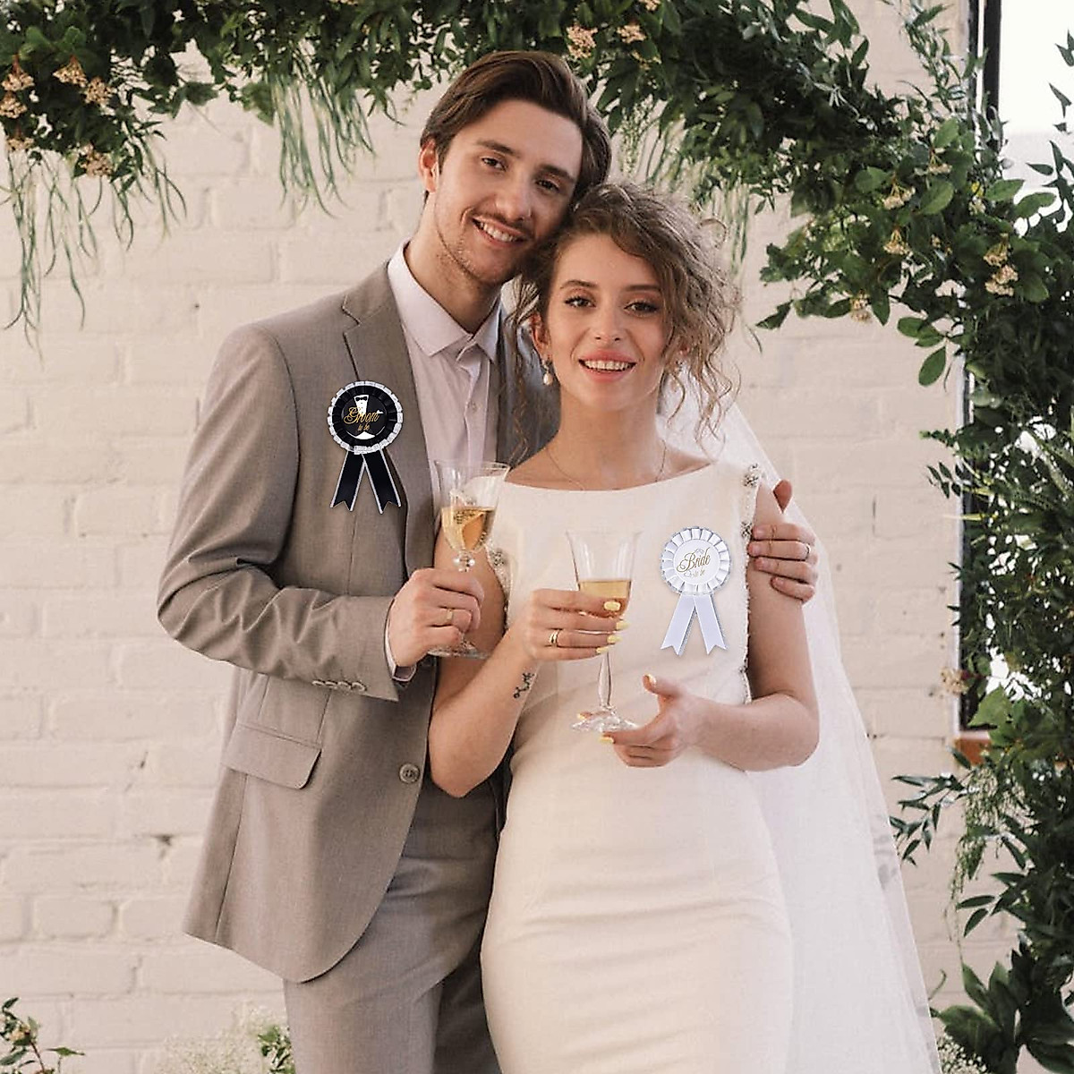 4 Pieces Groom and Bride to Be Sash Bride to Be and Groom to Be Badge for Bachelorette Party Supplies Bridal Shower Decorations