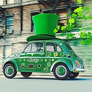 Faccito 24 Pcs St. Patrick's Day Garage Door Decoration Magnets Irish Party Garage Door Magnet Decals Green Shamrock Refrigerator Car Magnets Stickers for Holiday Party Supplies Home Decor