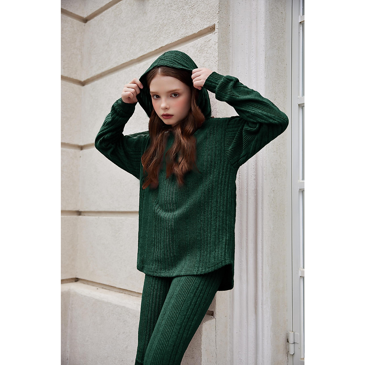 Arshiner Kids Clothing Set 2 Piece Outfits for Girls Rib-Knit Sweatsuits Cute Pullover Sweatshirt and Sweatpants Kids Tracksuits