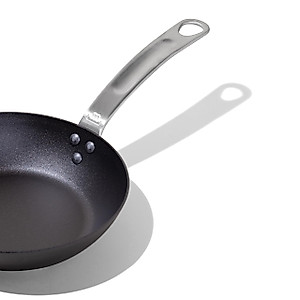 Made In Cookware - Seasoned 8" Carbon Steel Frying Pan - (Like Cast Iron, but Better) - Professional Cookware - Crafted in Sweden - Induction Compatible